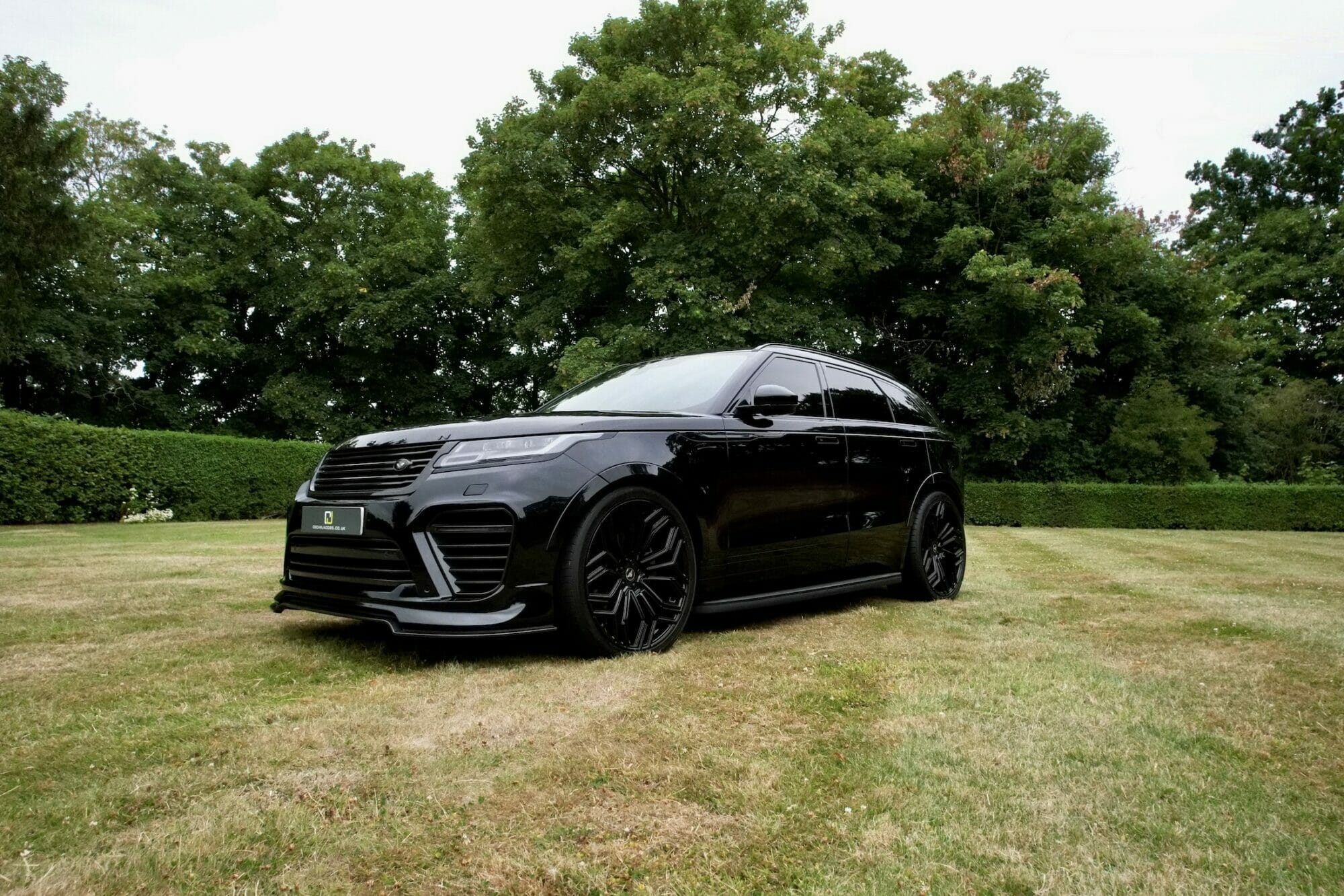 URBAN Range Rover Velar P300 2.0 R-Dynamic S 2019 (19) - Oscar Jacobs