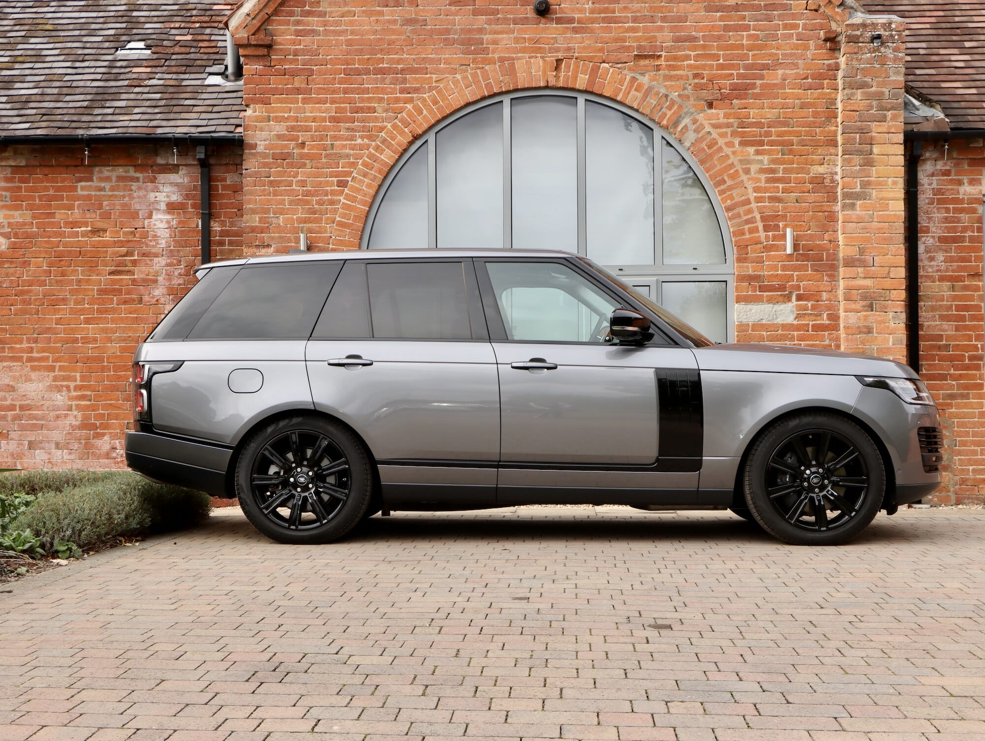 Range Rover Autobiography 400 E PHEV 2021 (21) - Oscar Jacobs