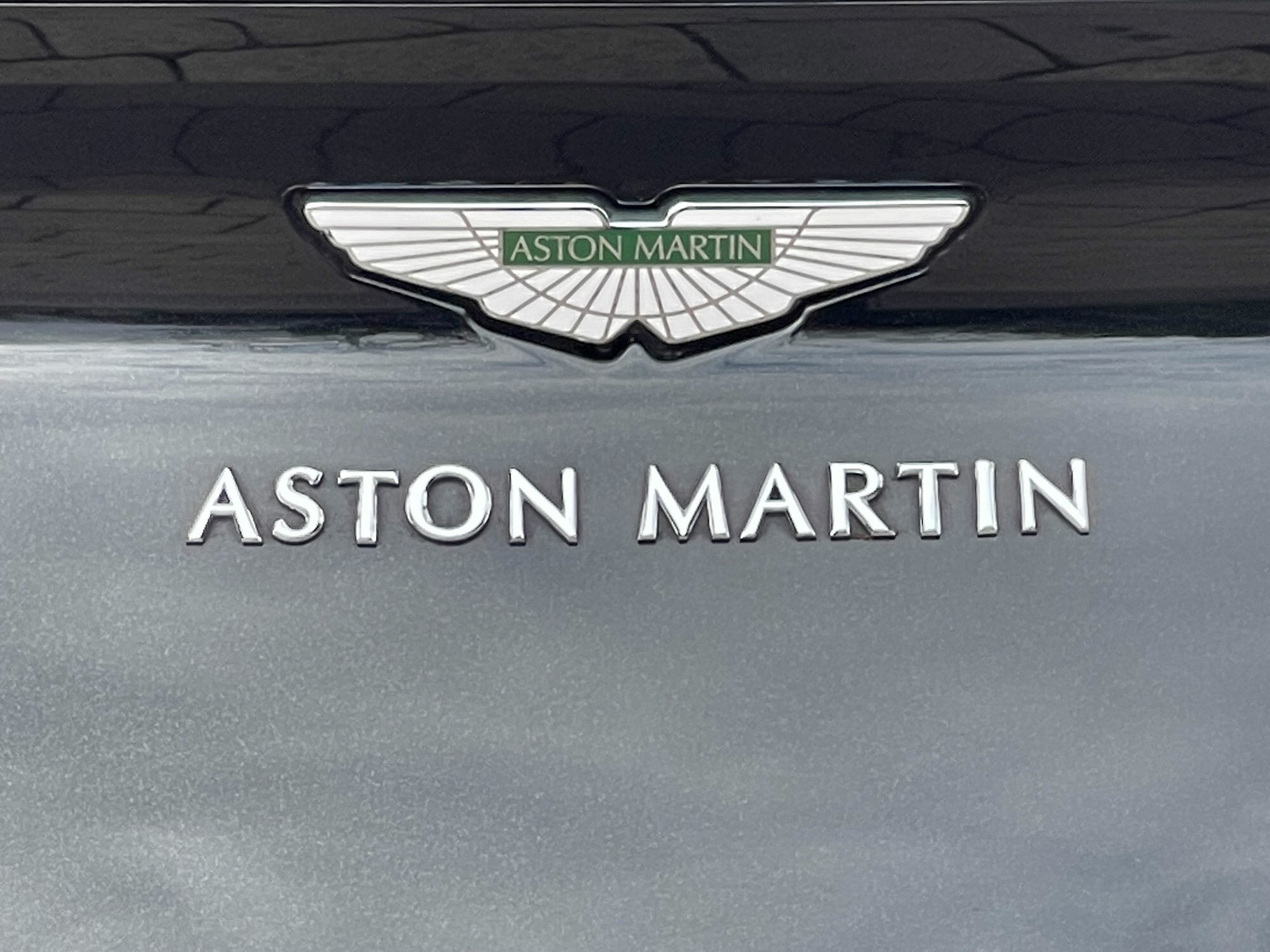 Aston Martin DB11 Coupe 2021 (21) - Oscar Jacobs