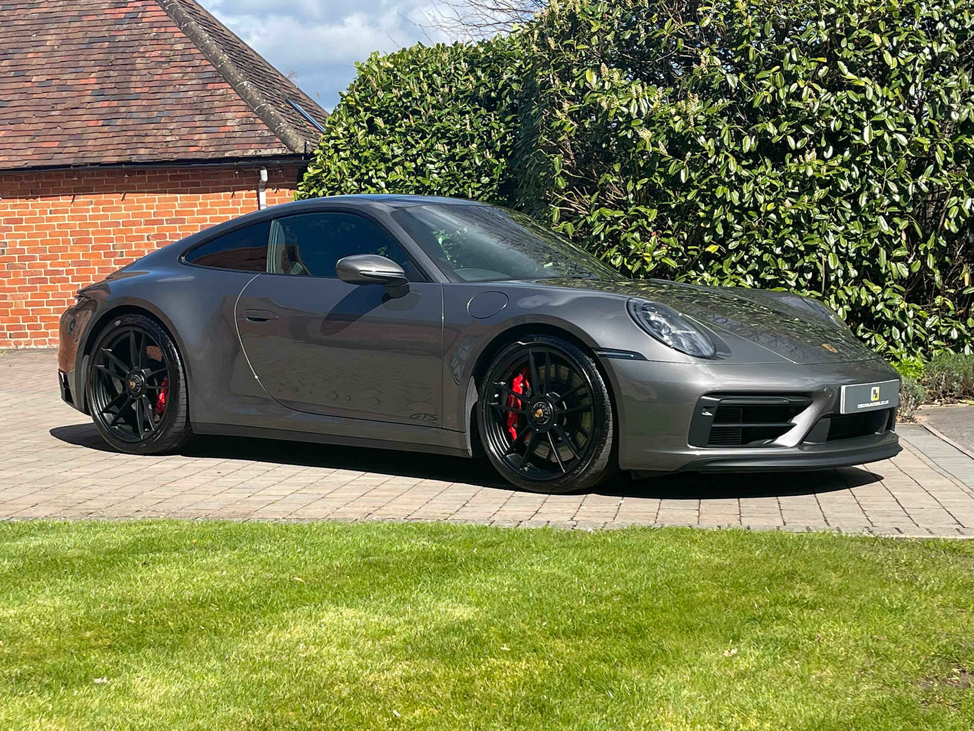 Porsche 911 Carrera 4 GTS Coupe 2021 | Oscar Jacobs