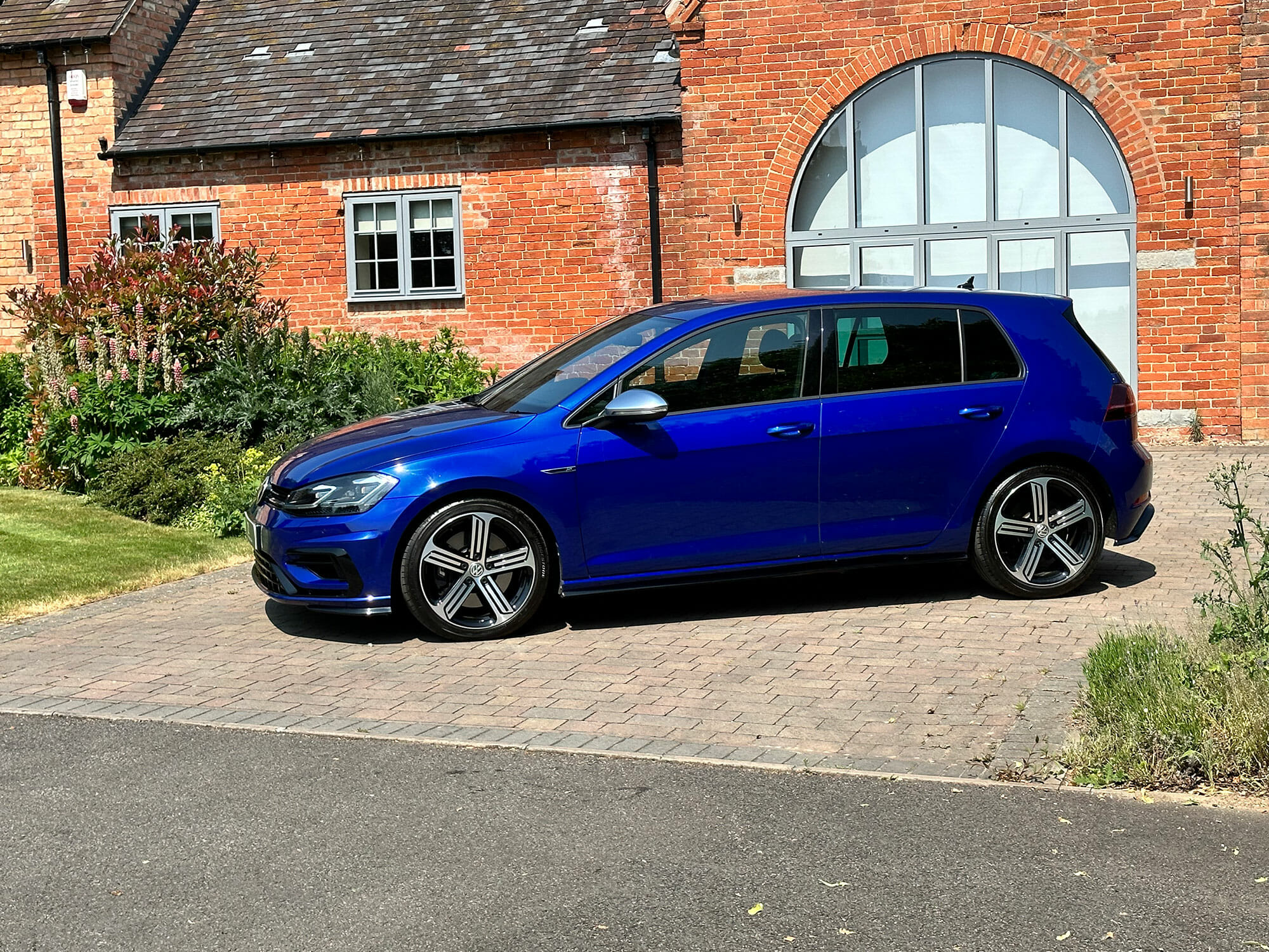 Volkswagen Golf R 2.0 TSI 300 R 2019 with 1 private owner from new ...