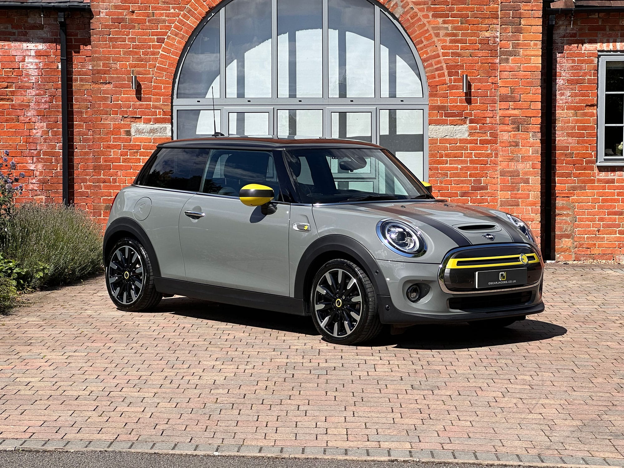 MINI Cooper S Electric Level 3 2020 (20 Plate) - Oscar Jacobs