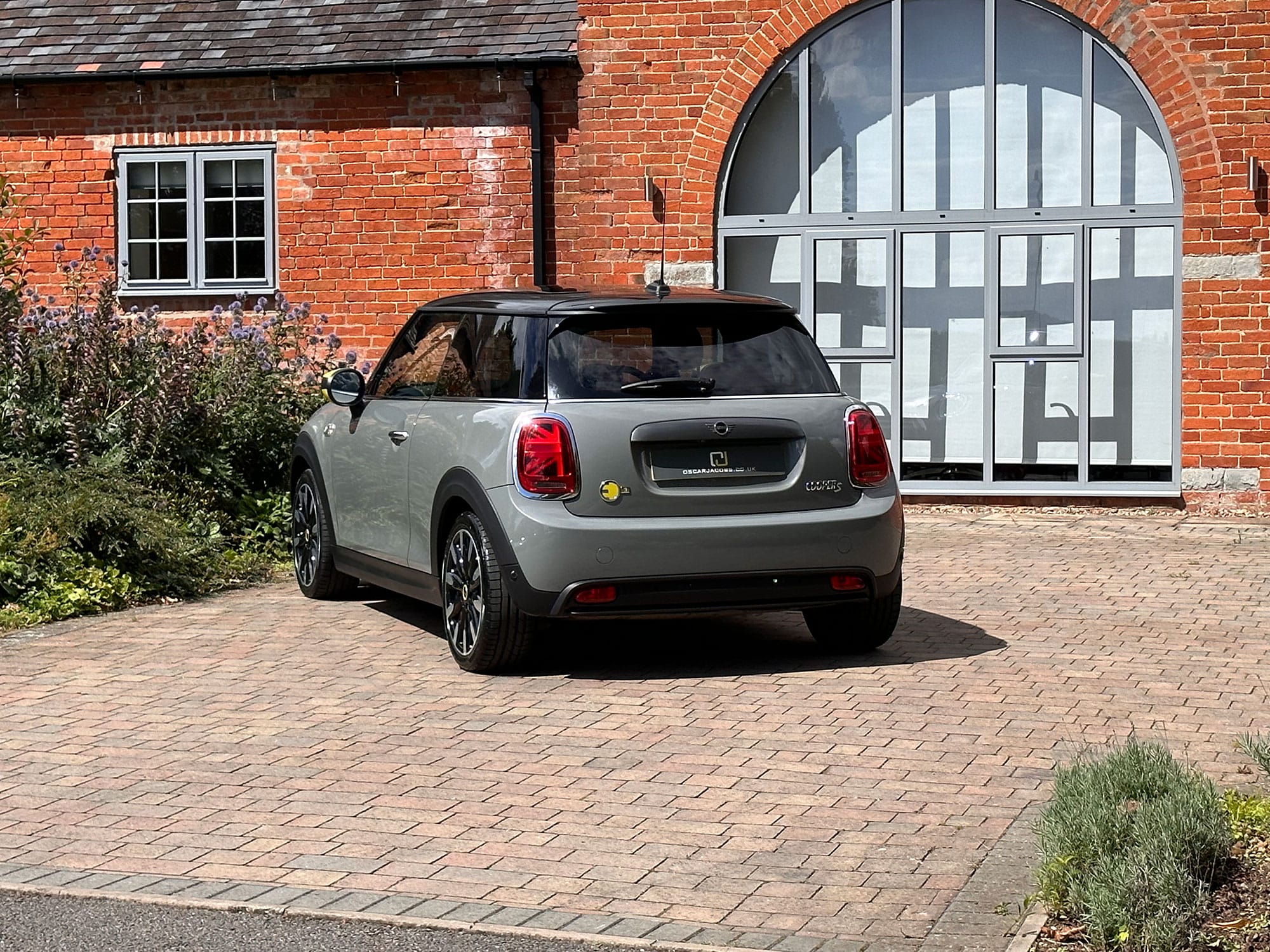 MINI Cooper S Electric Level 3 2020 (20 Plate) - Oscar Jacobs