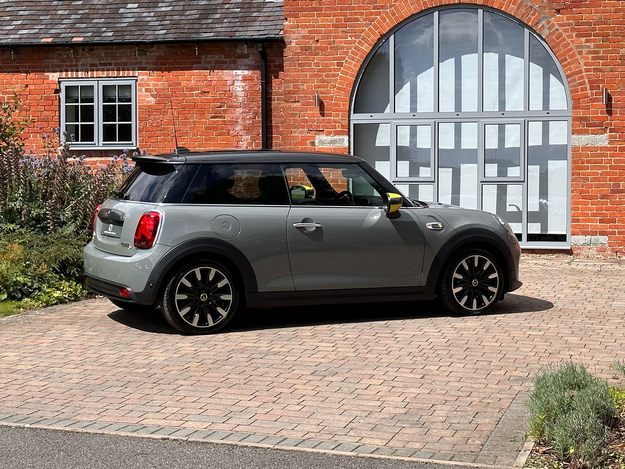 MINI Cooper S Electric Level 3 2020 (20 Plate) - Oscar Jacobs