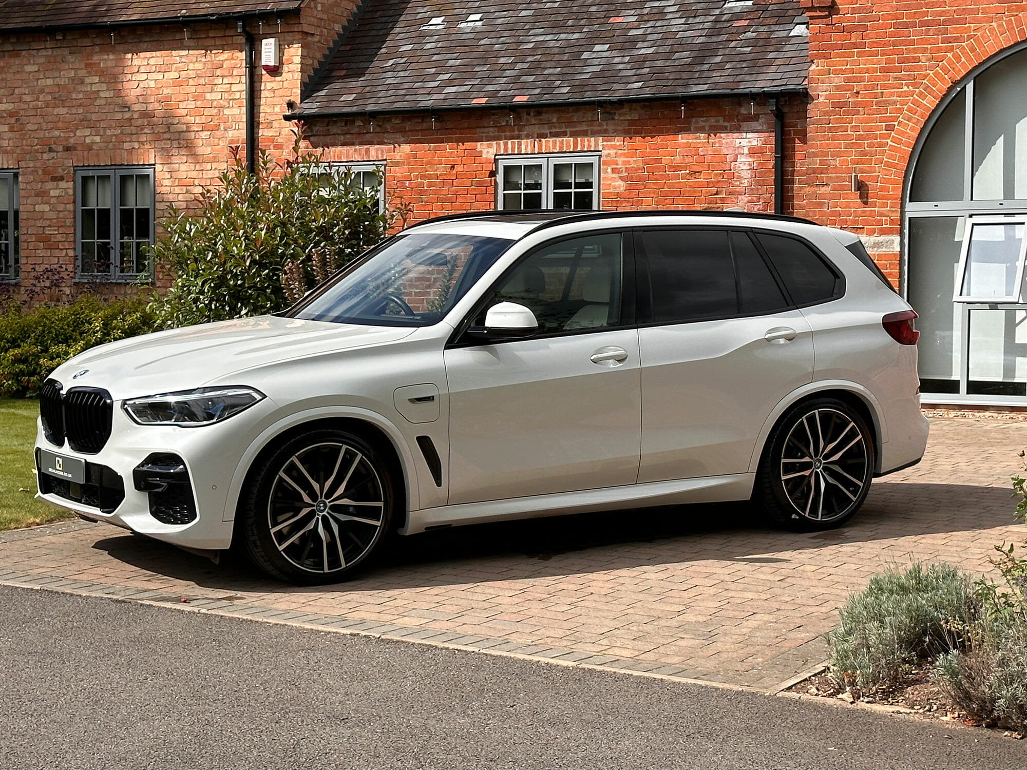 BMW X5 xDRIVE 45e M SPORT 2022 (22) - Oscar Jacobs