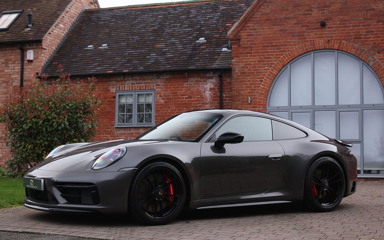 PORSCHE 911 CARRERA 4 GTS 2023 | Oscar Jacobs