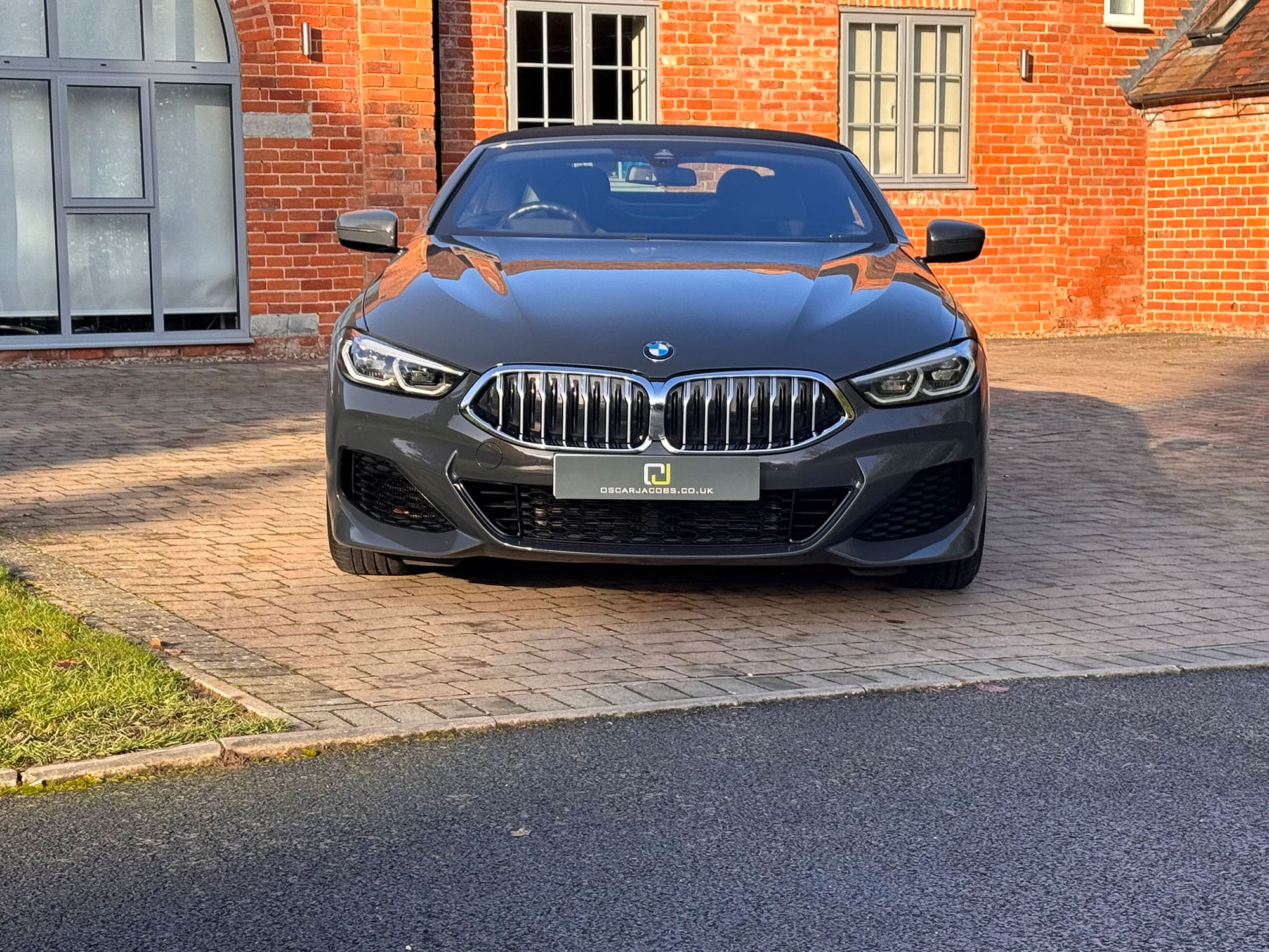 BMW 840i M Sport Convertible - Oscar Jacobs