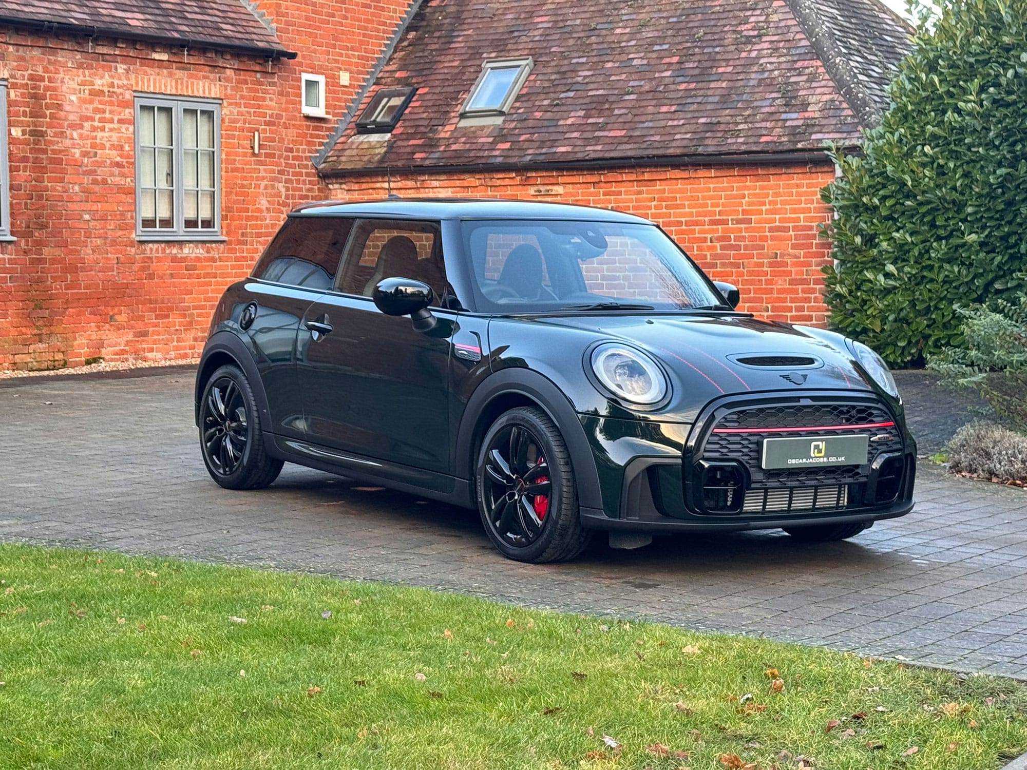 Mini John Cooper Works 2023 - Oscar Jacobs