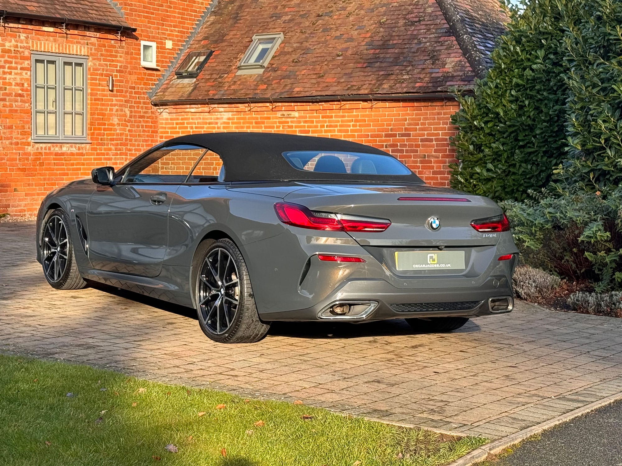 BMW 840i M Sport Convertible - Oscar Jacobs