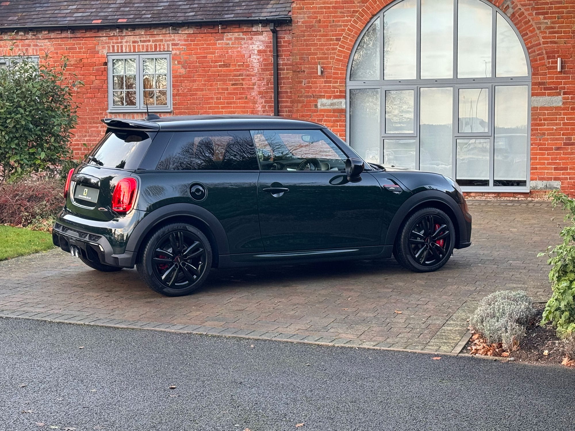 Mini John Cooper Works 2023 - Oscar Jacobs