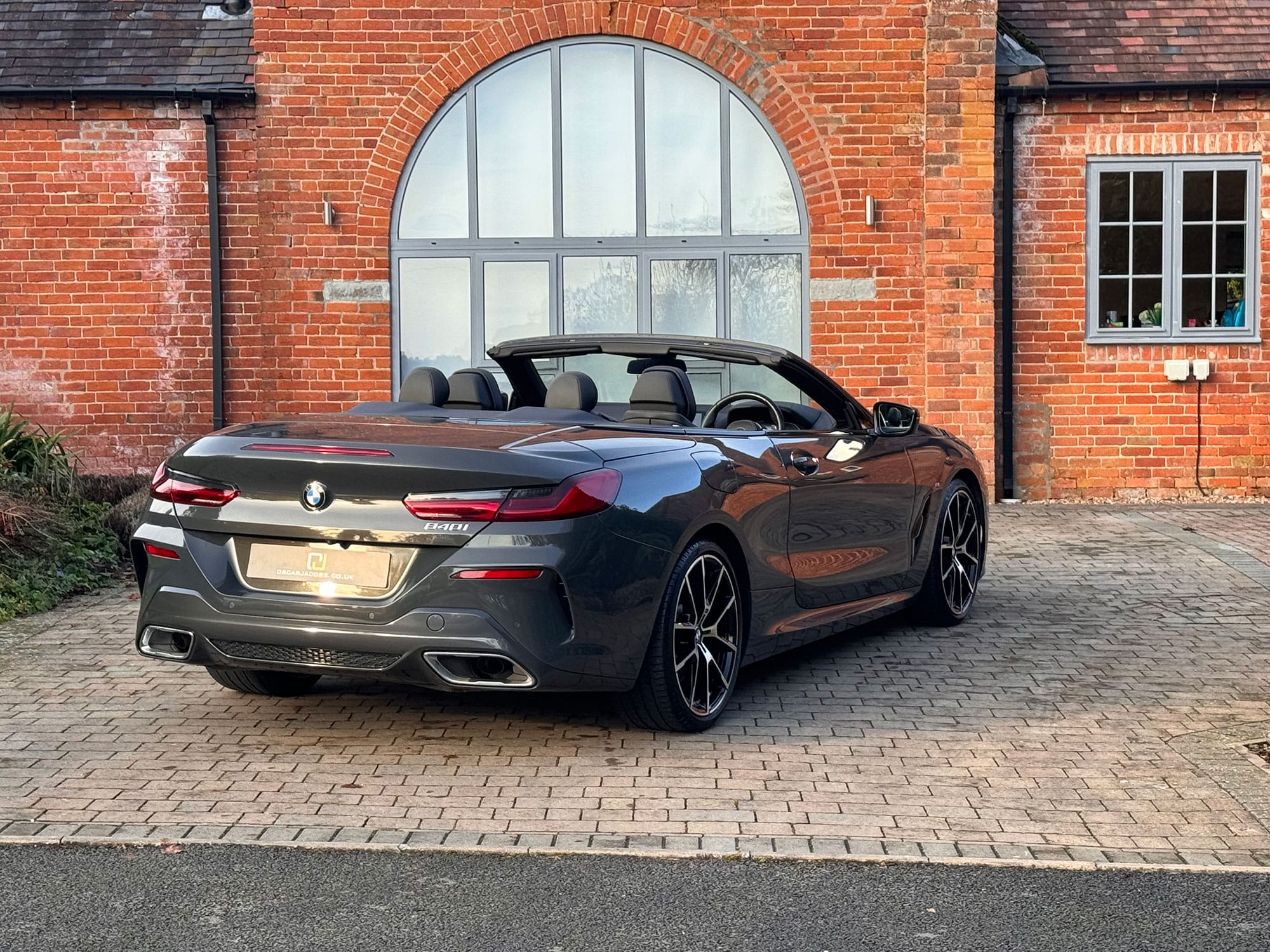 BMW 840i M Sport Convertible - Oscar Jacobs