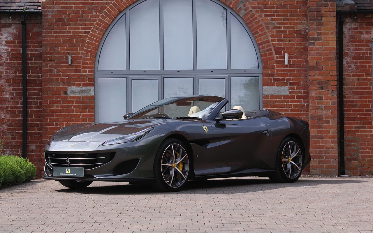 FERRARI PORTOFINO 2019 - Oscar Jacobs